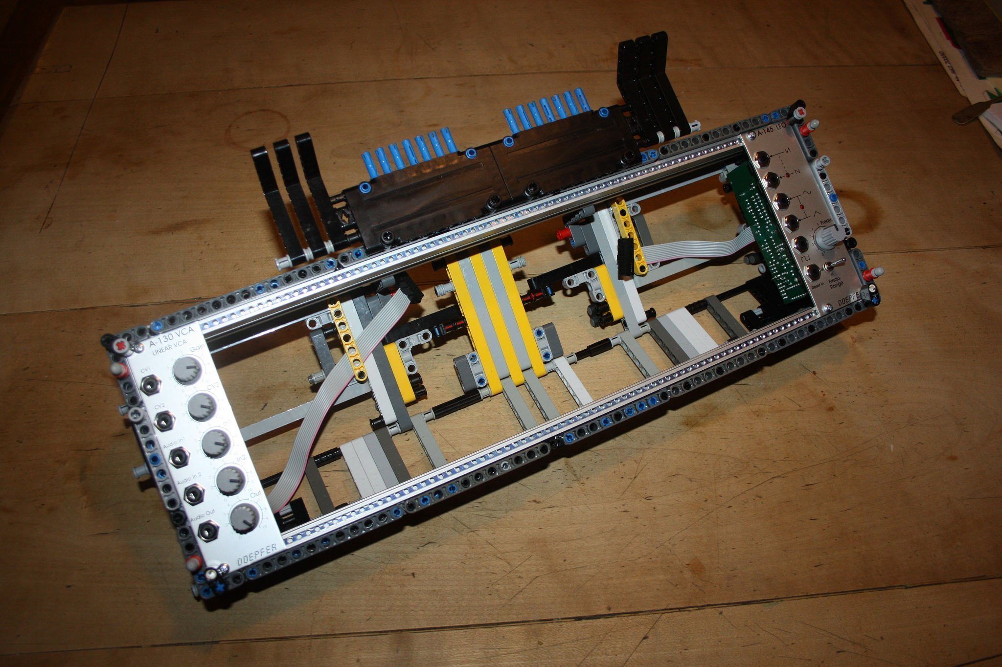 Building a synth case out of LEGO - Brick Brains