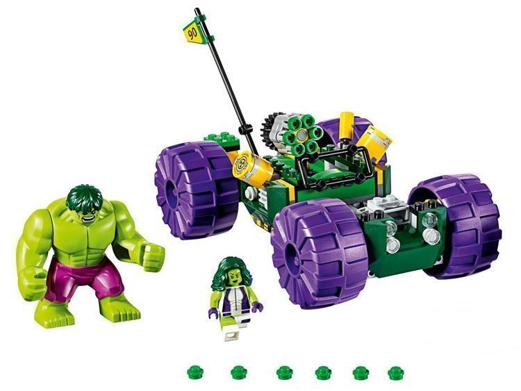 LEGO 76078 Green vs Red Hulk set
