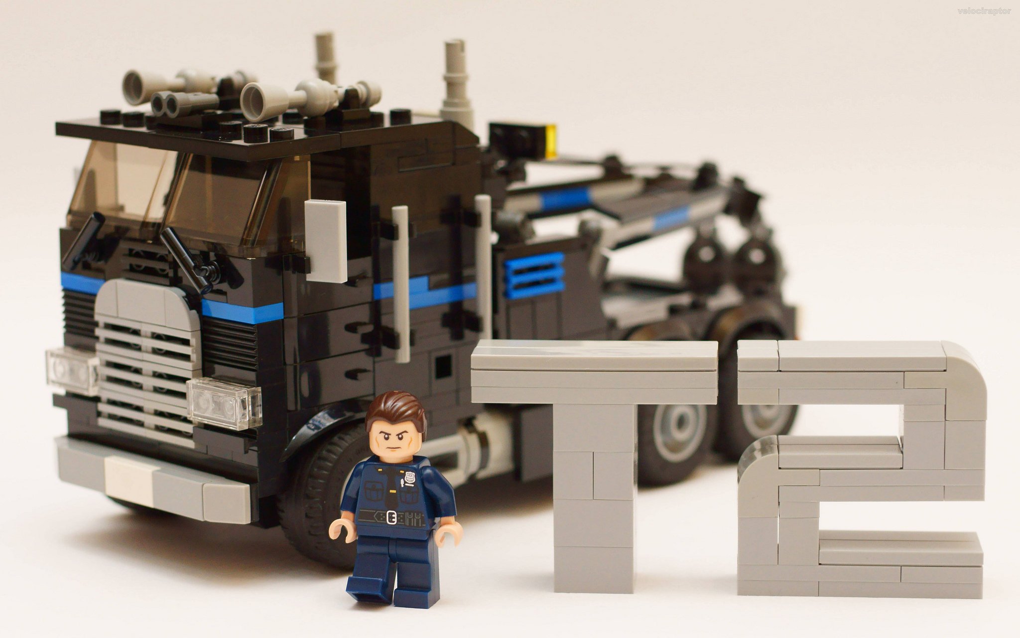 Terminator 2: Judgement Day - Brick Brains