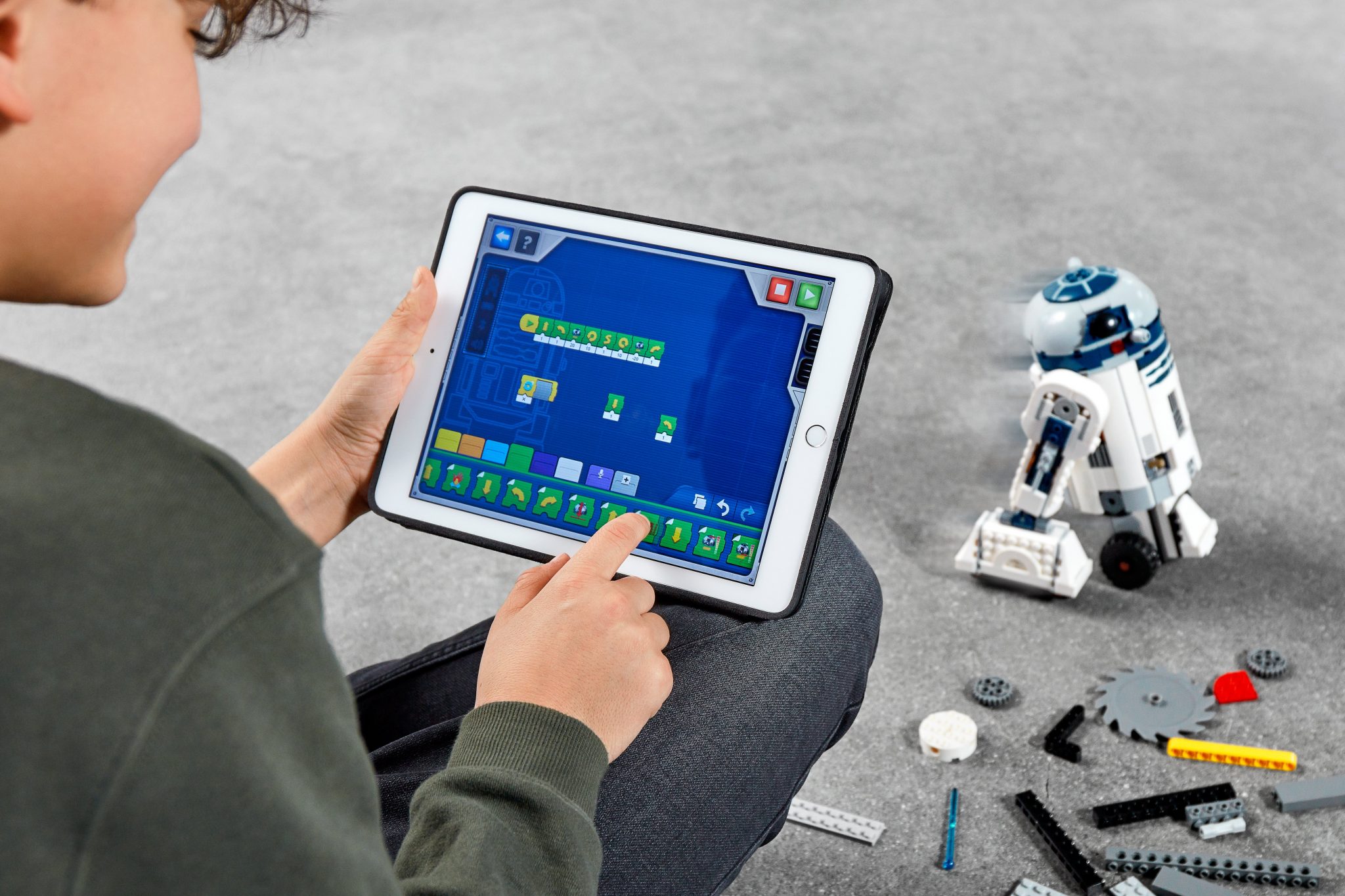 LEGO: Star Wars Introduces BOOST Powered Droids - Brick Brains