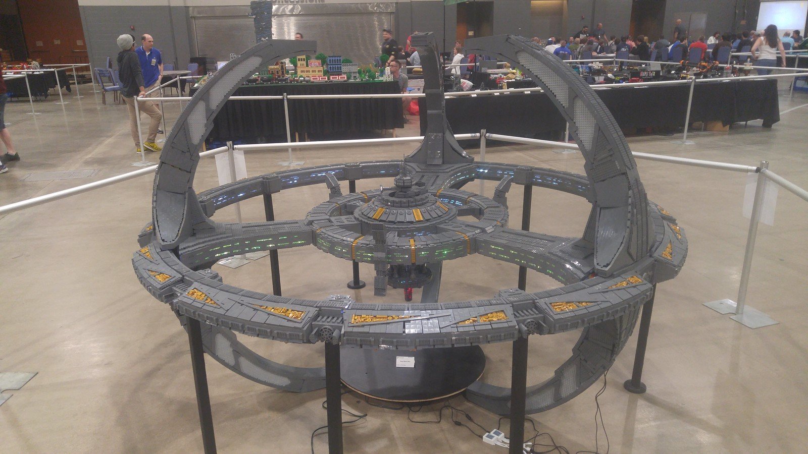 An Introduction To Microscale Building - Brick Brains