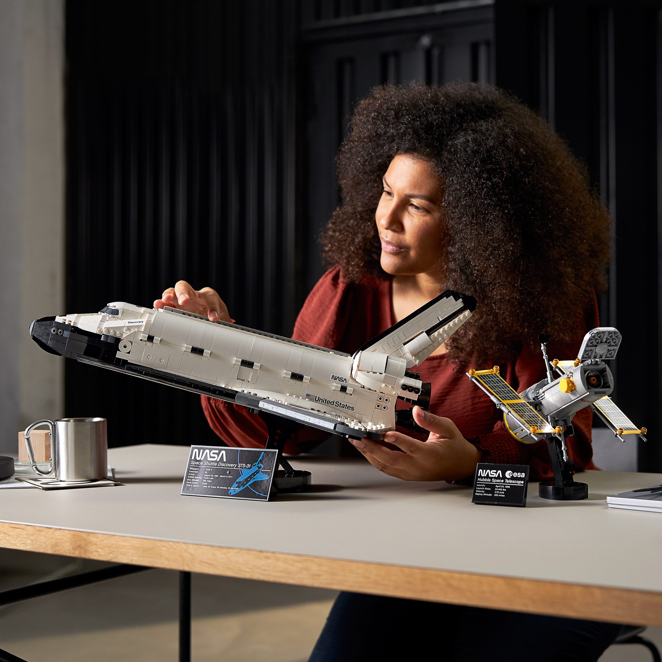 LEGO® NASA SPACE SHUTTLE DISCOVERY SET - Brick Brains