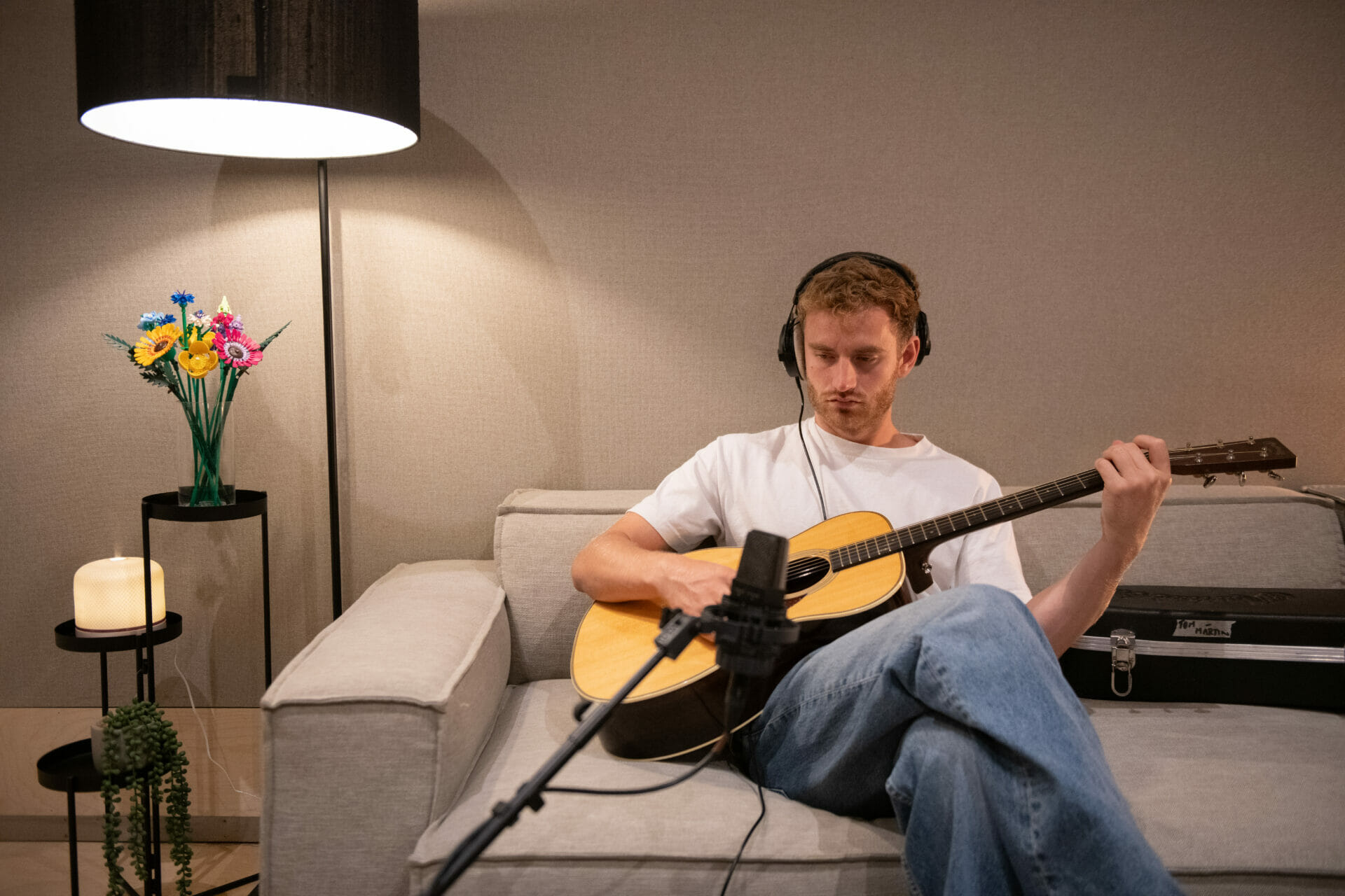 LEGO & Artists Create R&B - ‘Rhythm & Bricks’ - Brick Brains