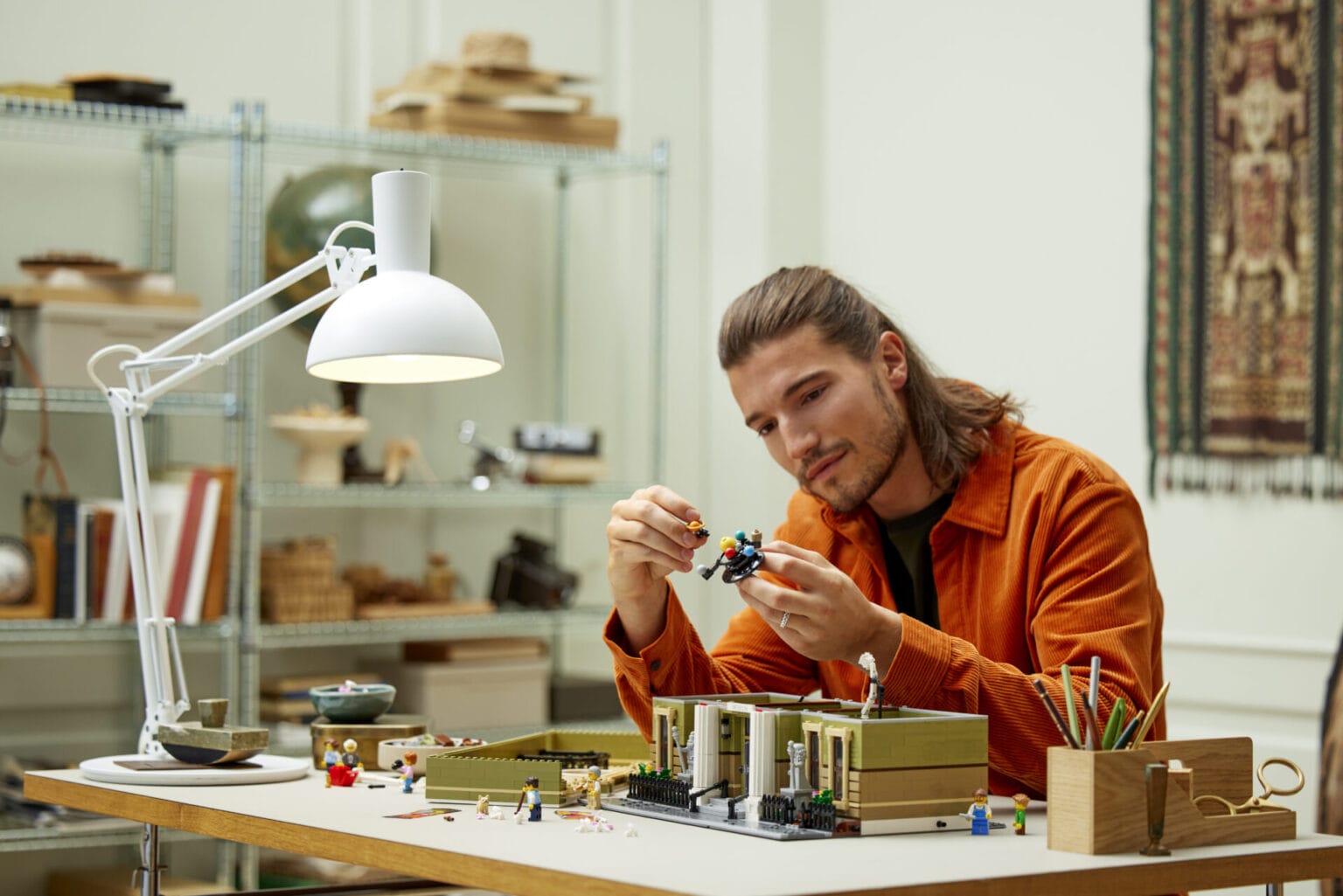 Unveiling The LEGO® Icons Natural History Museum Set: A Masterpiece of ...