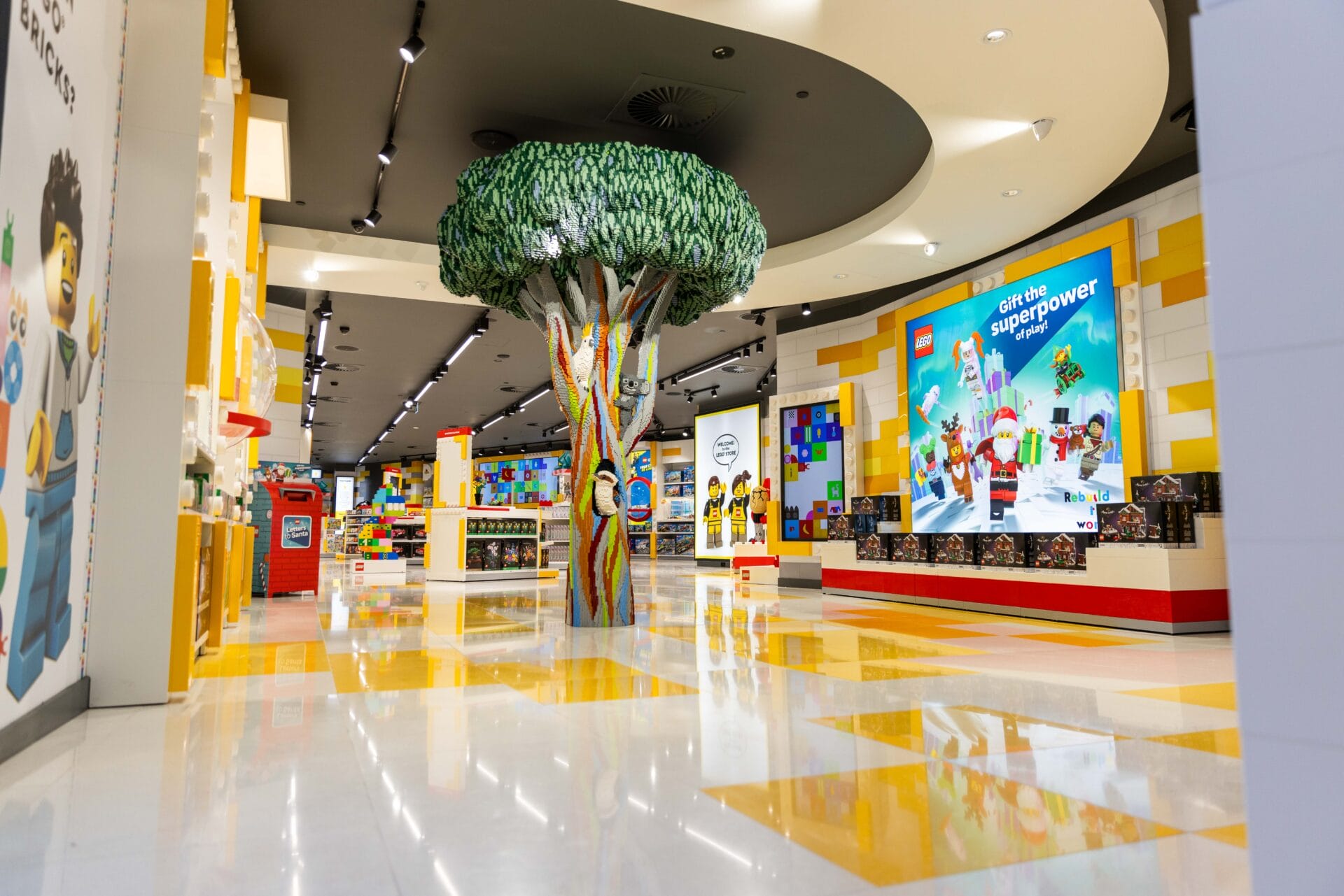 The Biggest LEGO Store Ever Just Opened in Sydney, and It's a Brick ...