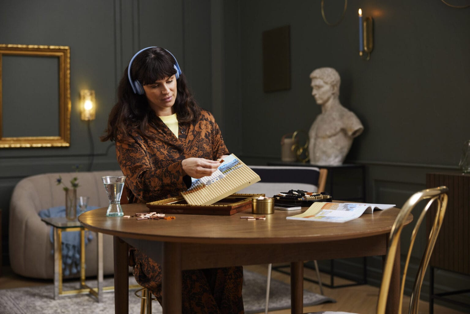 LEGO Brings Paris to Your Living Room: Meet the Must-Have Mona Lisa ...
