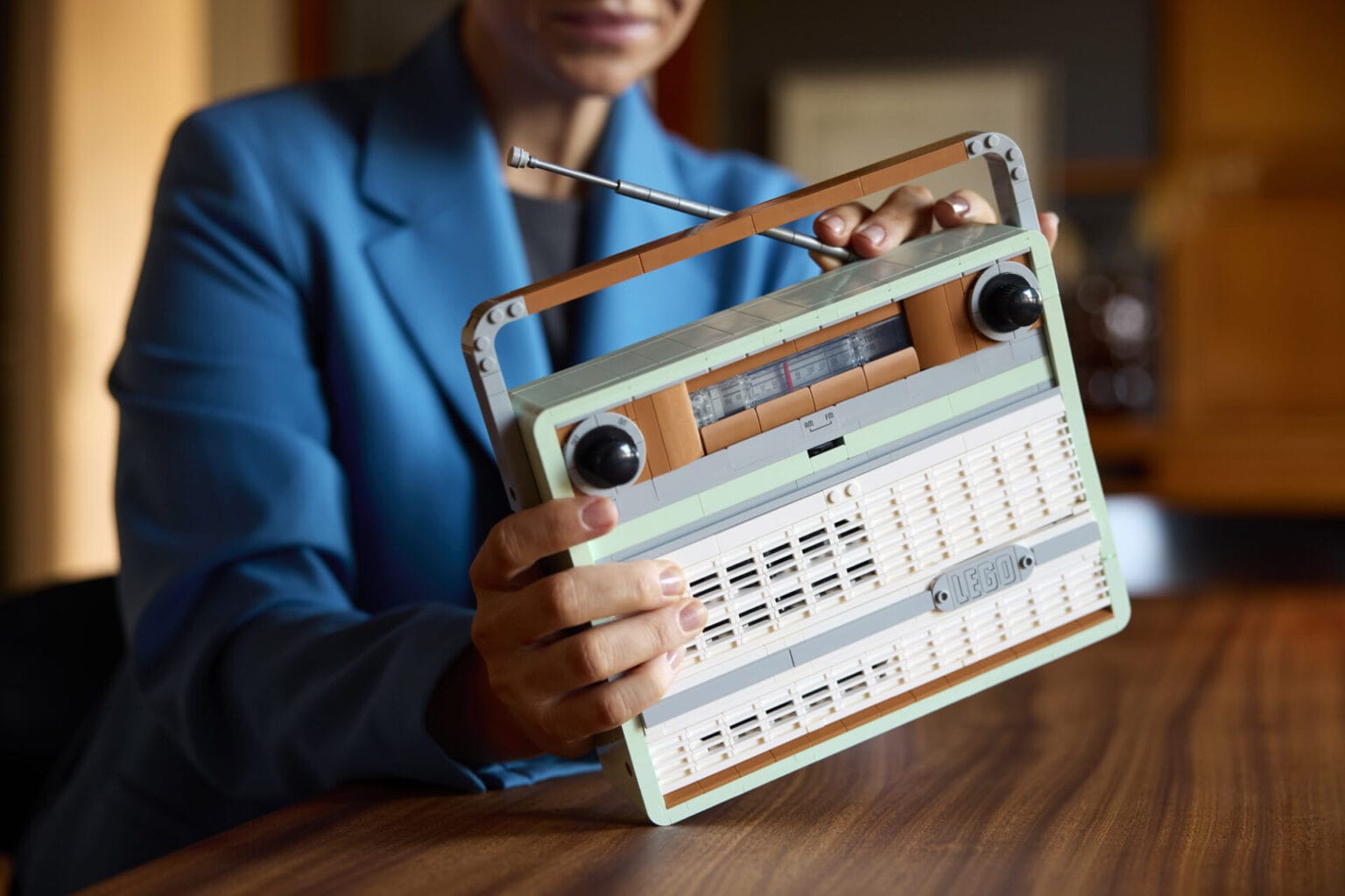 Turn Up the Nostalgia: LEGO’s New Retro Radio Lets You Groove Back to ...