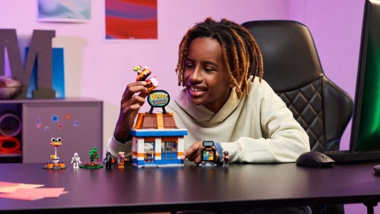 2025 LEGO Fortnite Sets Revealed – Peely, Klombo, Mechs & More! - Brick ...